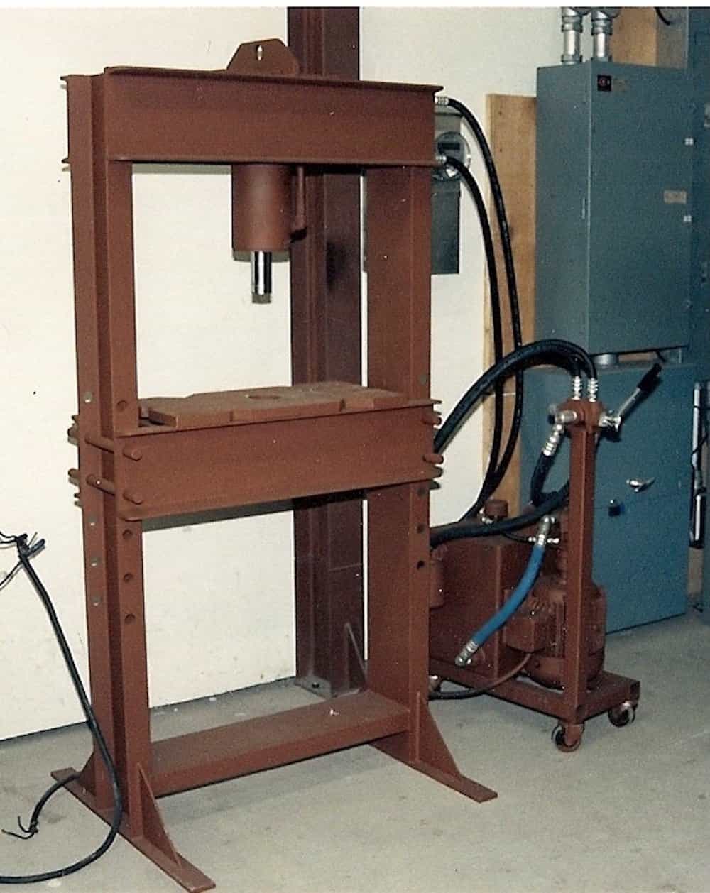 Best Hydraulic Shop Press For the Money (6, 10, 25 Ton)